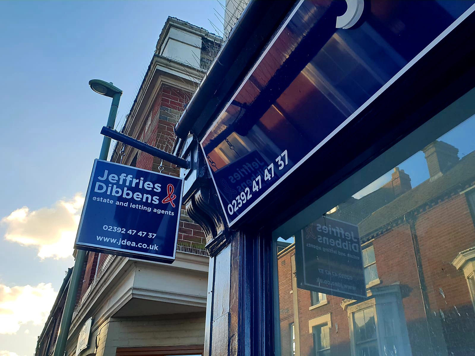 High Street Signs: Have people want to come through your door